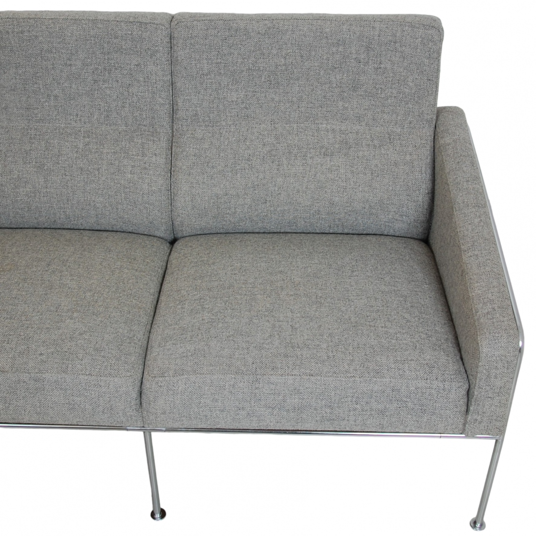 For Sale | Arne jacobsen 3.seater Airport sofa in grey Hallingdal fabric