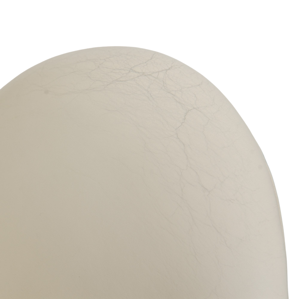 Køb brugt Arne Jacobsen Svane stol i hvidt læder | CPH-Classic