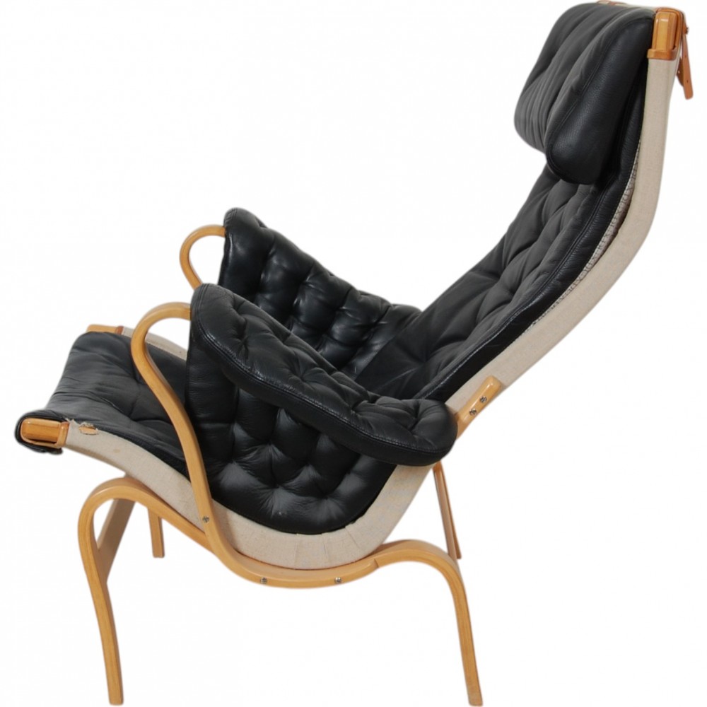 Køb brugt Bruno Mathsson Pernilla stol i sort læder