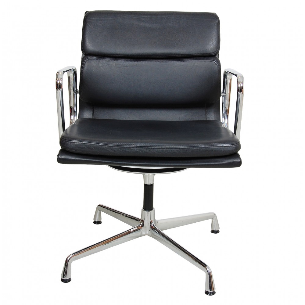 Buy Eames Ea-208 chair - CPH-Classic