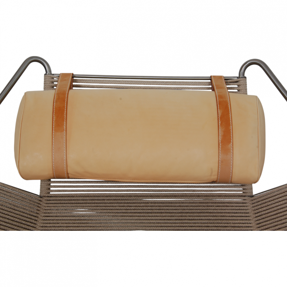 Køb brugt Hans Wegner Flagline stol med nakkepude af natur læder