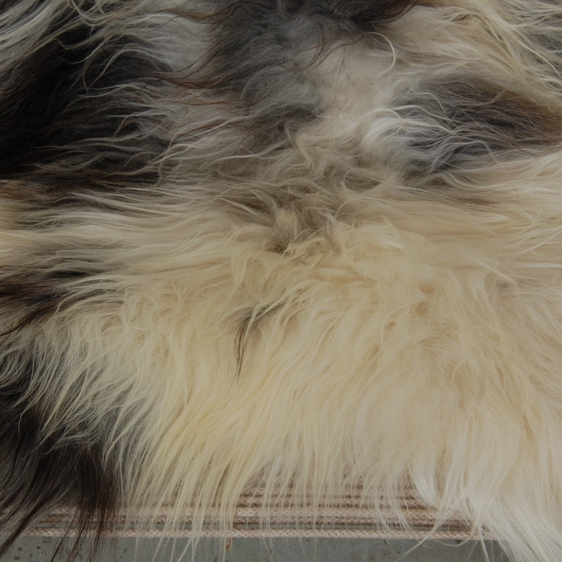 Køb brugt Hans Wegner Flagline stol med nakkepude af natur læder