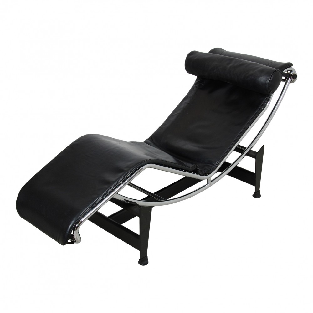 Le Corbusier LC-4 lounge chair in black leather - CPH-Classic